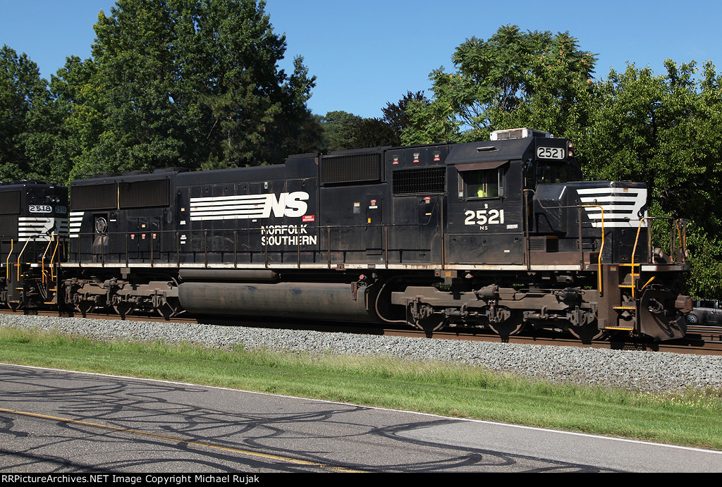 NS 2521